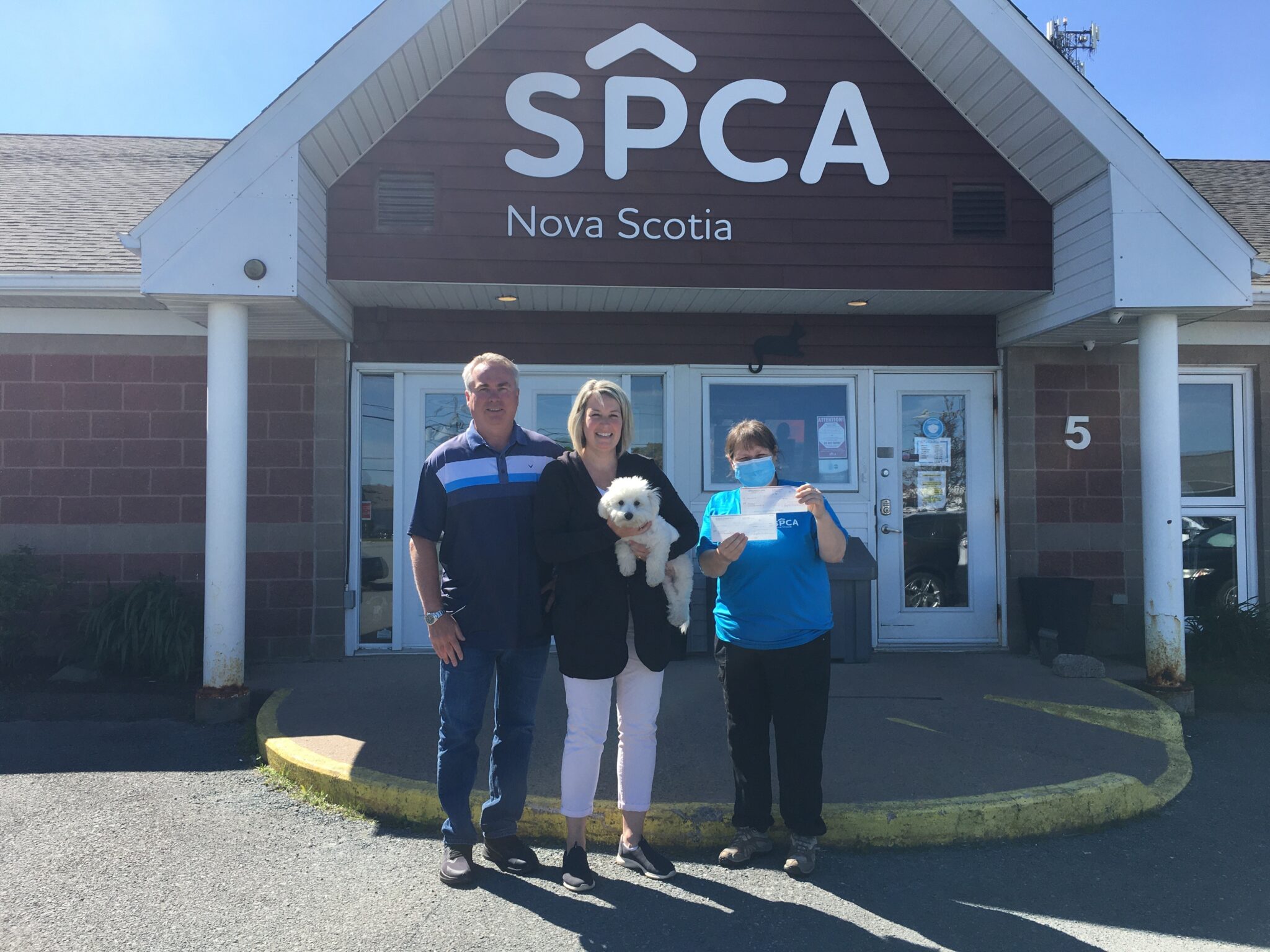 Amazing Neighbours with a Helpful Tip - Nova Scotia SPCA